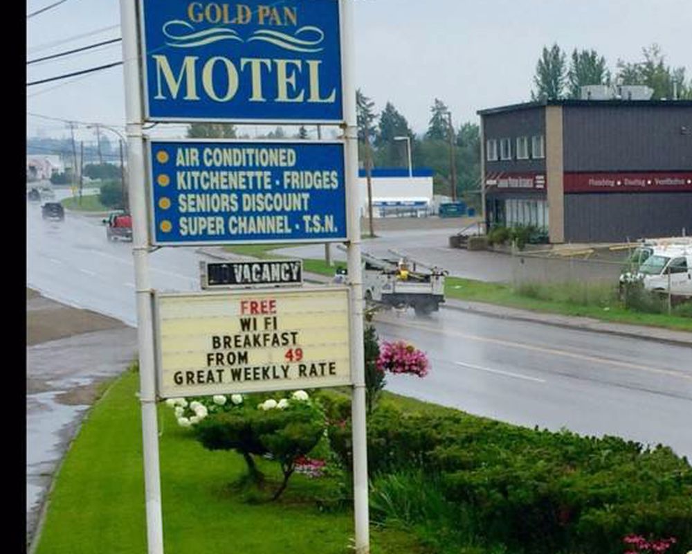 Gold Pan Motel | Super, Natural BC